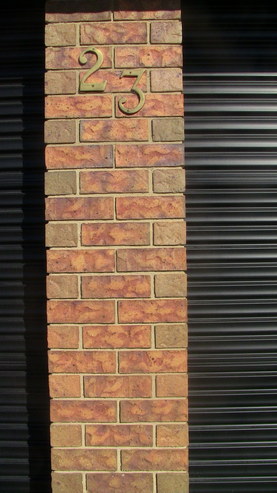 The Wright House: Bricks - Boral Classic Horizon Leura