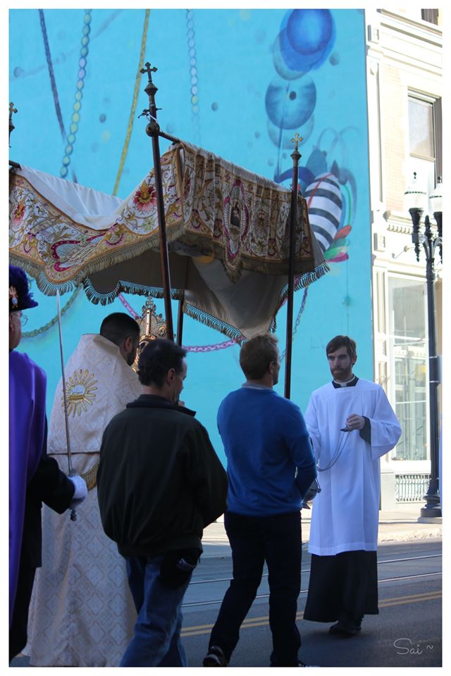 New Liturgical Movement: Eucharistic Procession in Cincinnati, Ohio ...