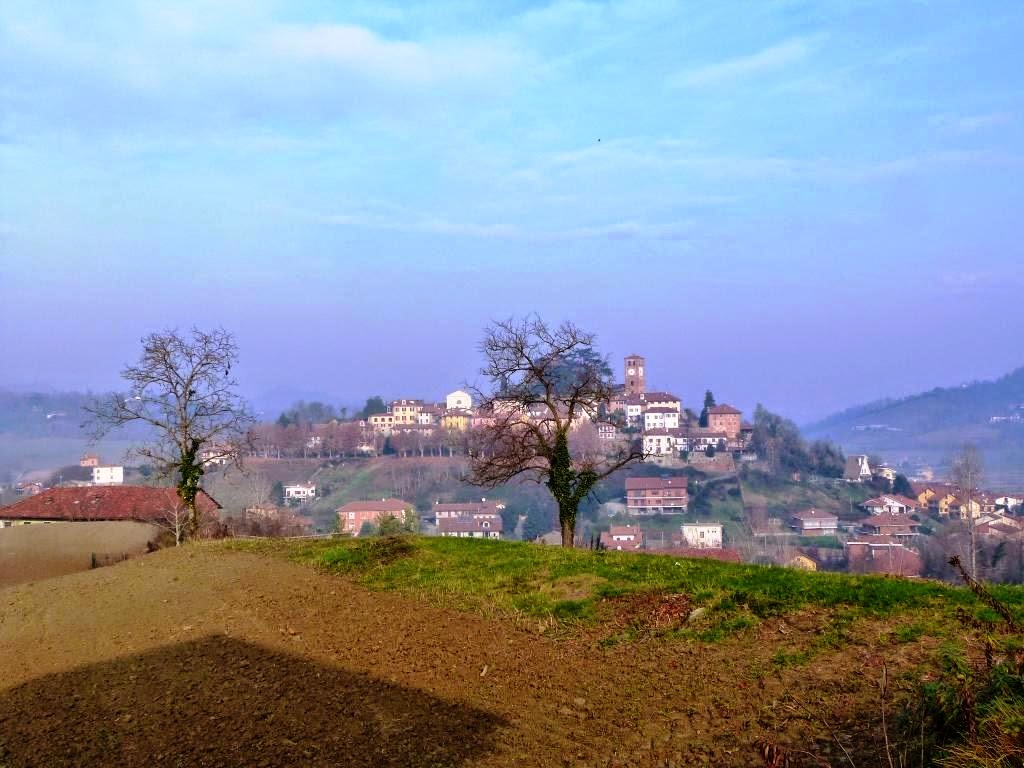 Verticale ma non troppo: Tra i poggi e le chiesette di Casalborgone