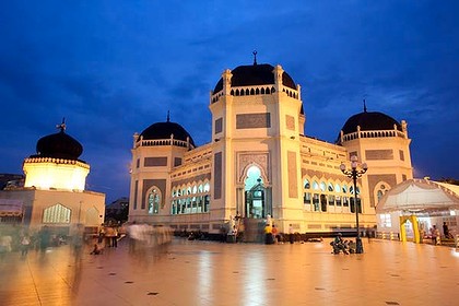 Mesjid Raya Medan ~ Medan City Guide