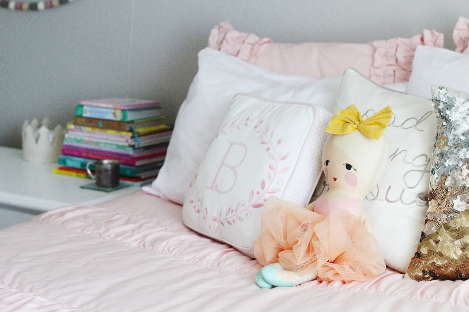 Nat your average girl...: Beddy's: Zippable bedding!
