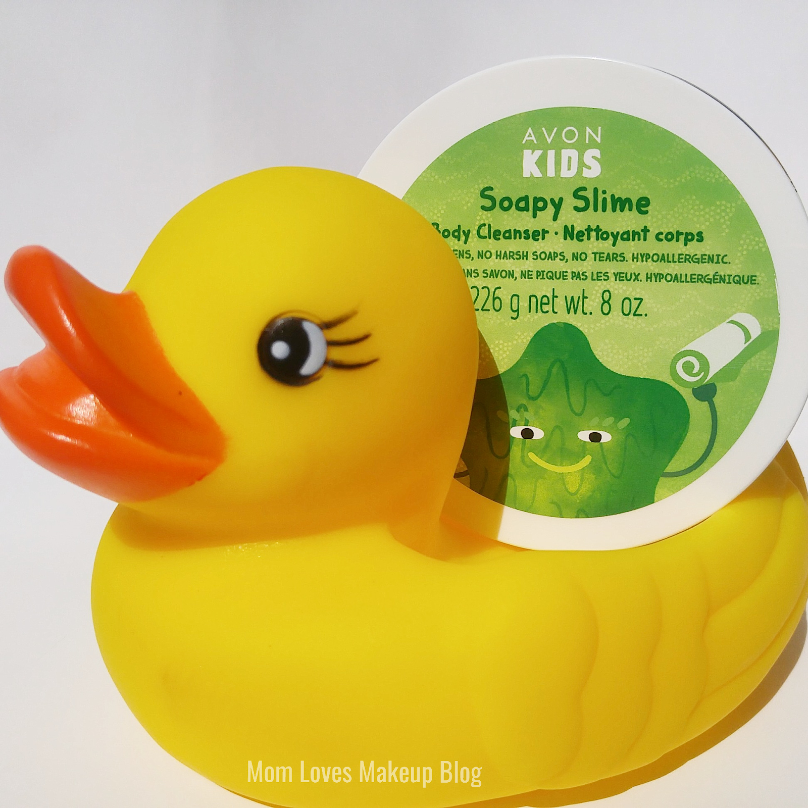 Mom Loves Makeup: Avon's NEW Bath + Body for Kids ~ Review