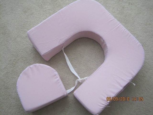 Little Pitchers: Breastfeeding {Part 2} -how we do it