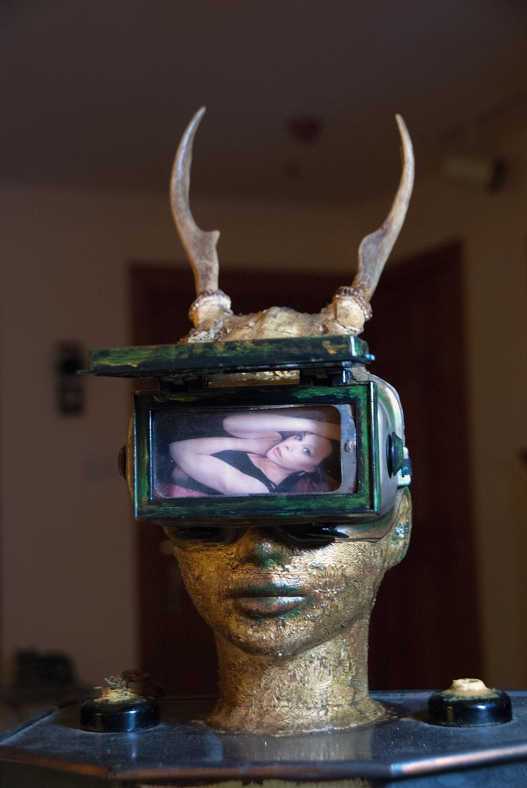 art thou?: Mirroscope: the Buckeye Stereopticon Company