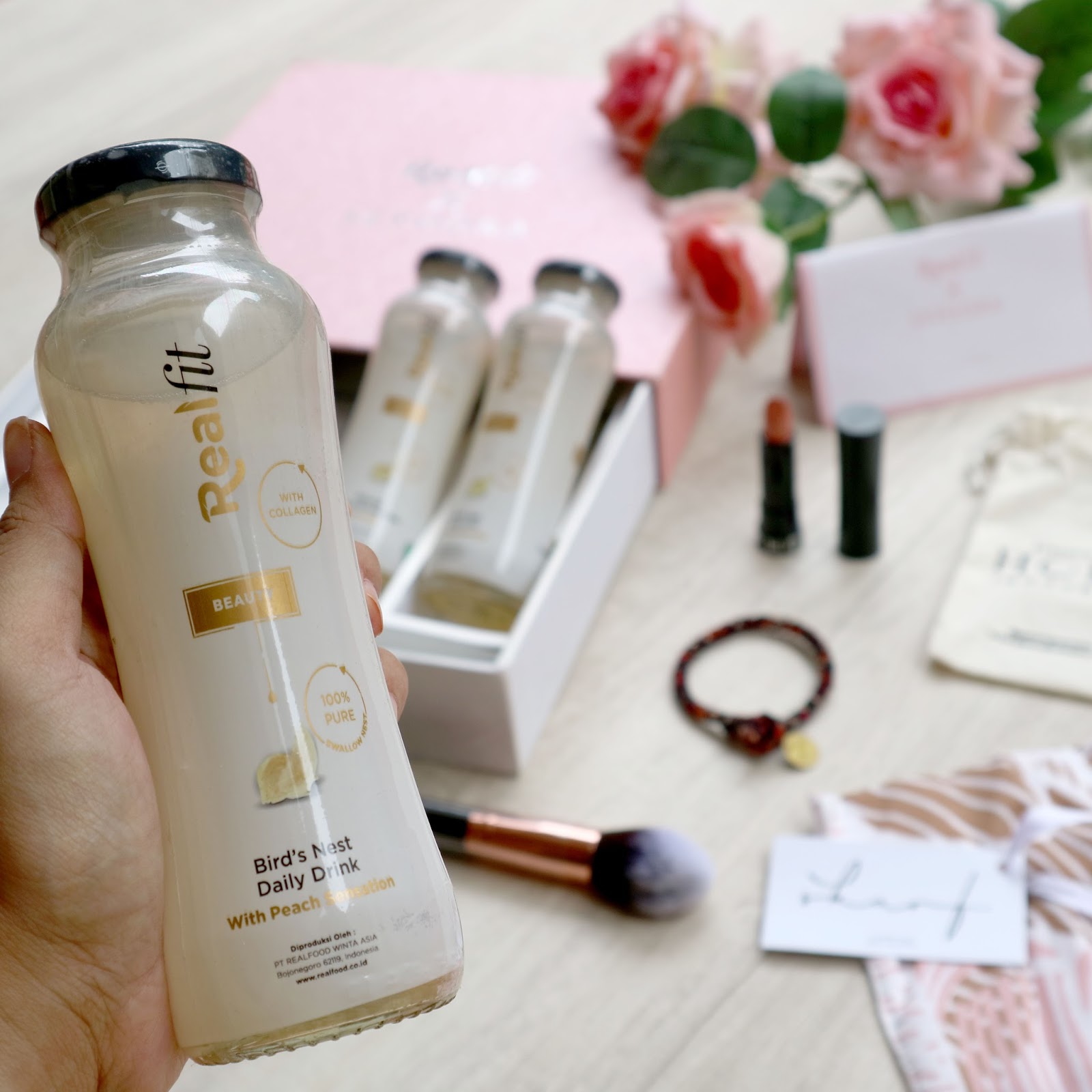 Pink Shimmery Box Linda Kayhz Make Up Beauty Tutorial Review Video ...