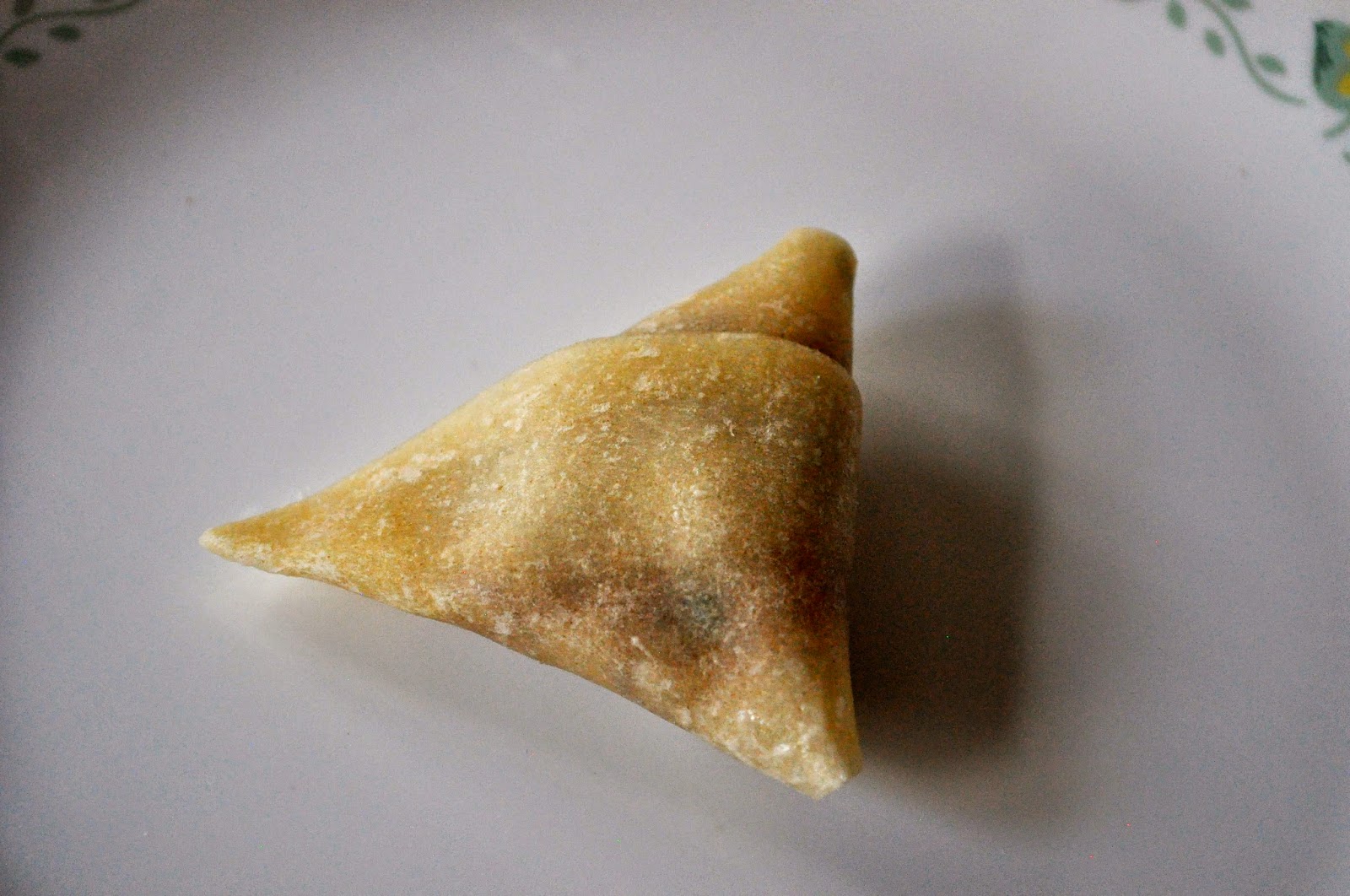 Cooking with Meena: Samosas made with uncooked flour tortillas
