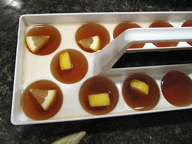 Sew Many Ways...: Thirsty Thursday...Iced Tea Cubes