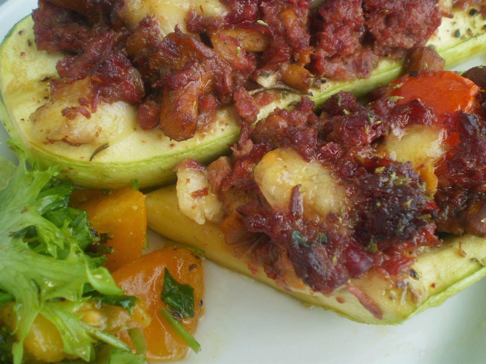 vinotava1: AR SĒNĒM UN MOCARELLU PILDĪTI KABAČI