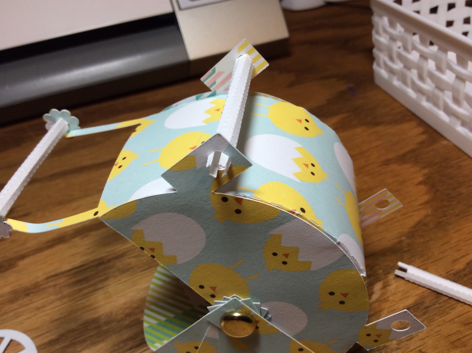 Papercrafts and other fun things: A Paper Baby Carriage For a Baby Shower