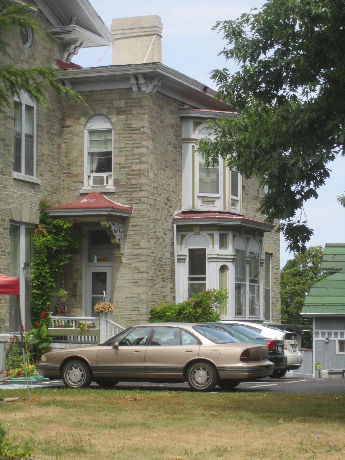 The Picturesque Style: Italianate Architecture: The George B. Sloan ...