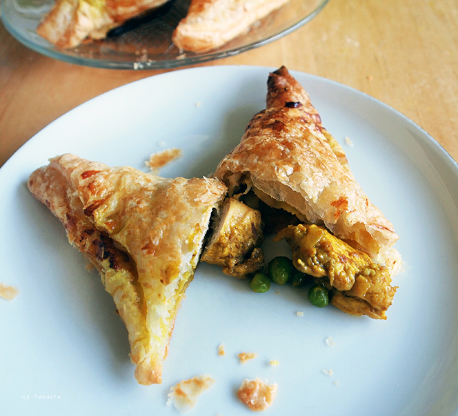 Food in Process: curry triangle puff