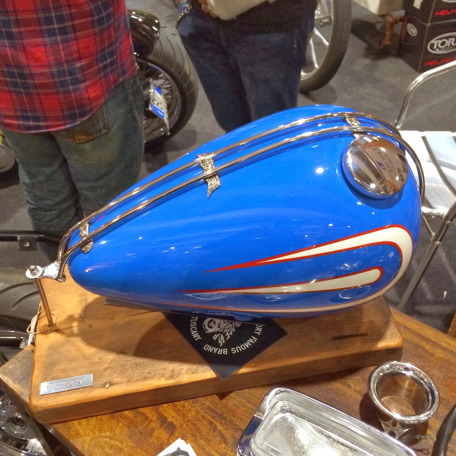 only 2 wheels: Tank .....