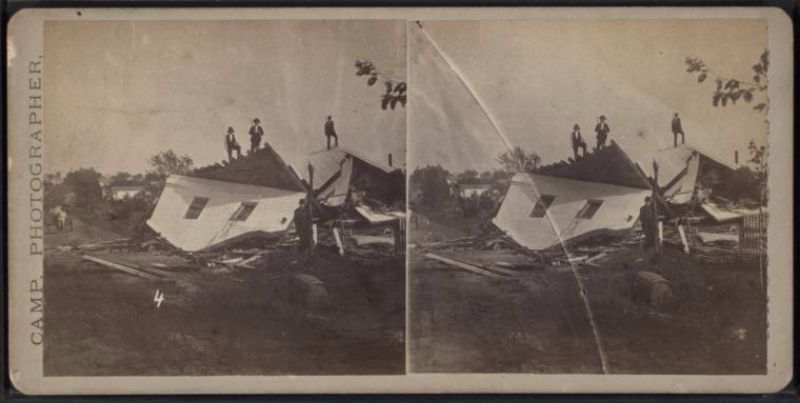 World's Earliest Tornado Photos: Storm Chasers Took Some of Fearless ...