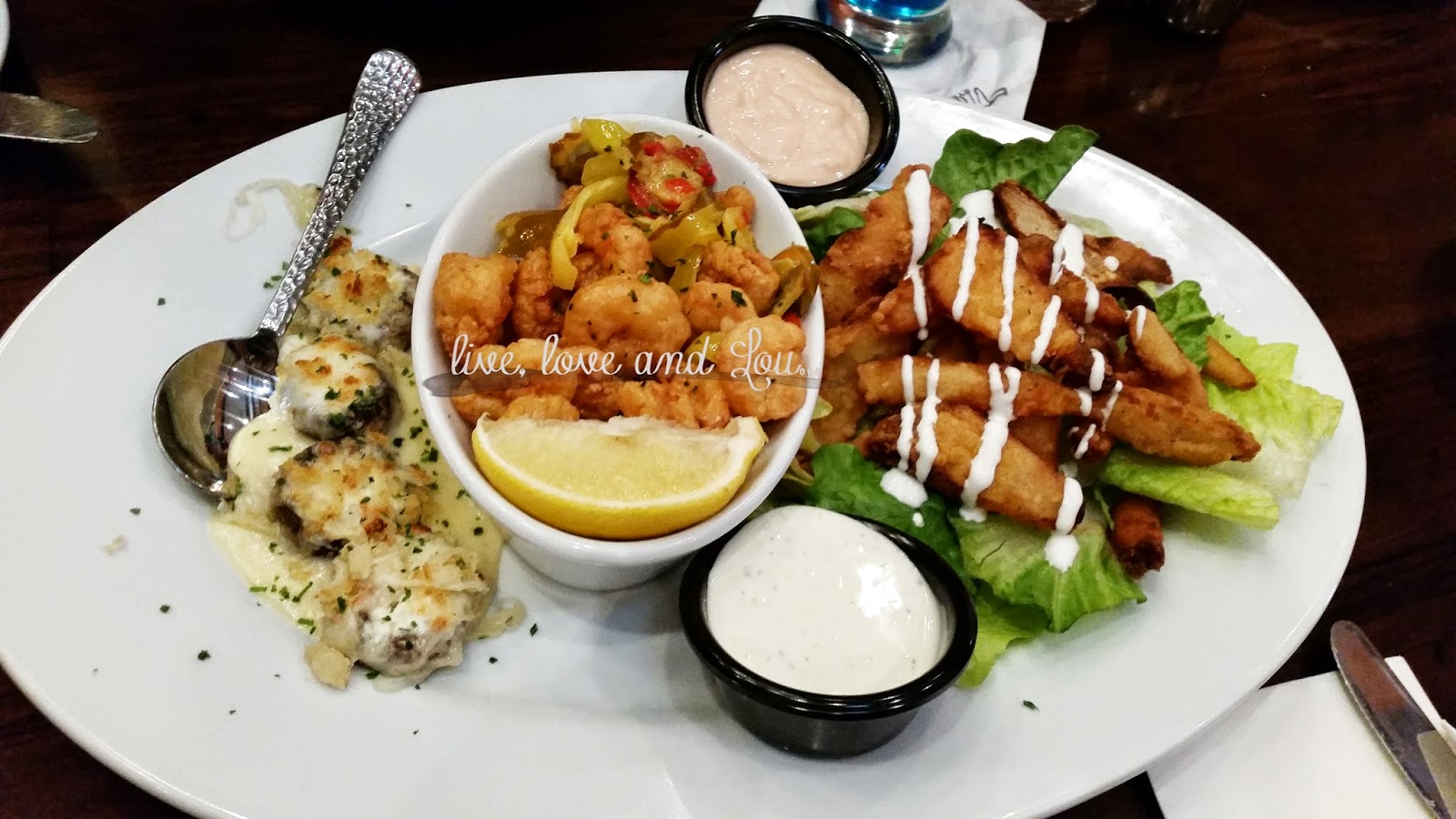 Lunch at Longhorn Steakhouse - LIVE, LOVE & LOU