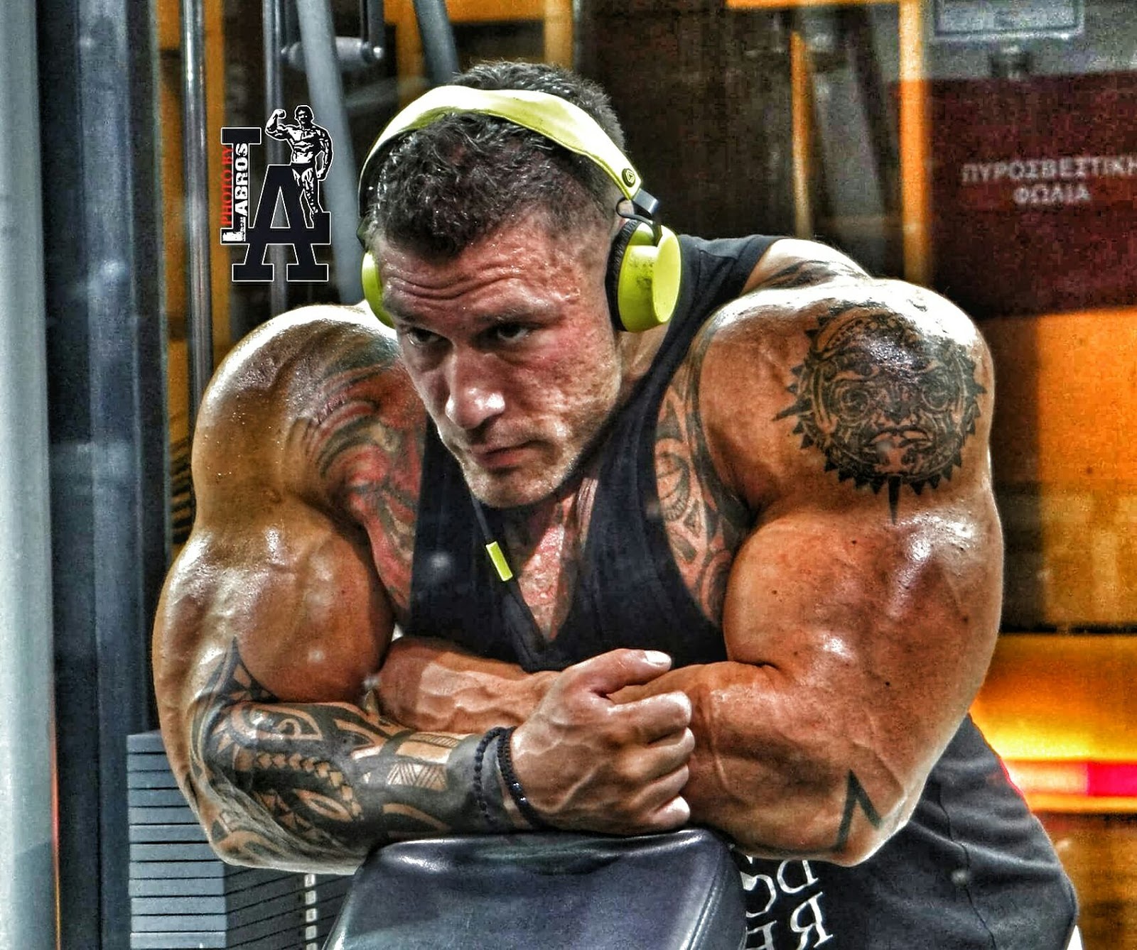 Muscle Lover: Muscles Made in Greece (2)