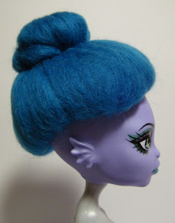 Tarja's Crafts: Needle felted wig for a Monster High doll