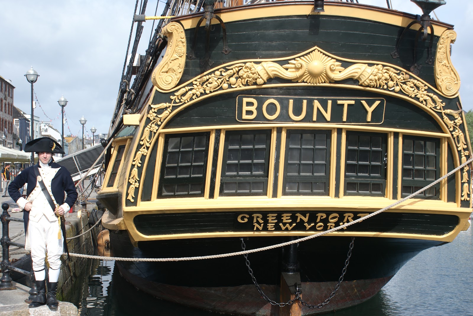 The Royal Navy & Marine Corps of the 1790s: HMS Bounty visits Plymouth 2011