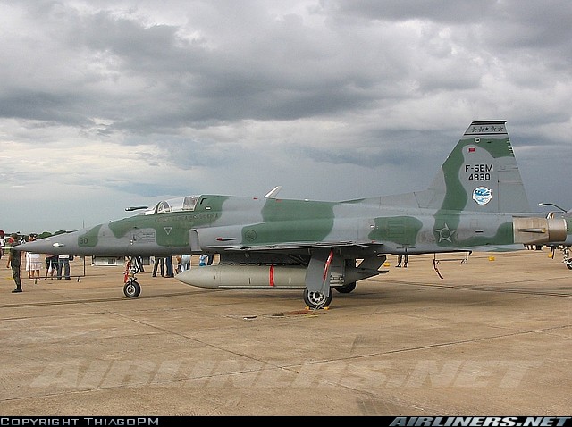DESFILE HISTORICO DA FORÇA AÉREA BRASILEIRA (FAB): (FAB-4830) (F-5EM ...