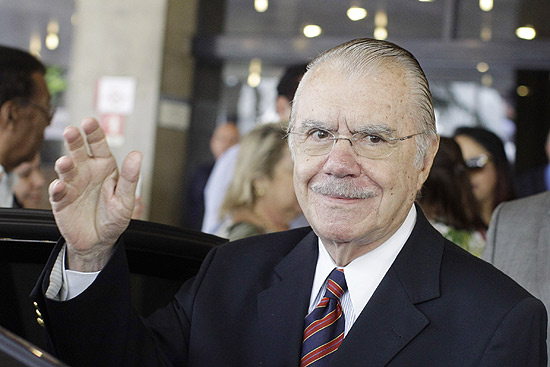 José Sarney volta a ser presidente mais de 22 anos depois