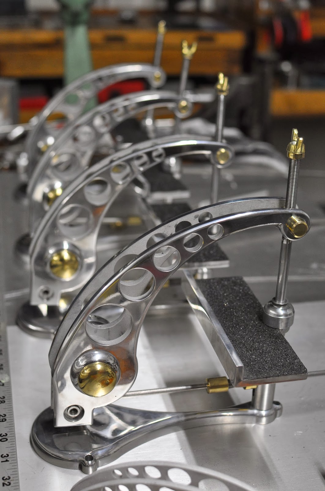 handverker: research foundation: clamp assembly