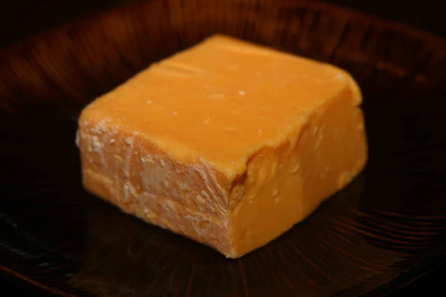 An Eat'n Man: Cheddar Cheese