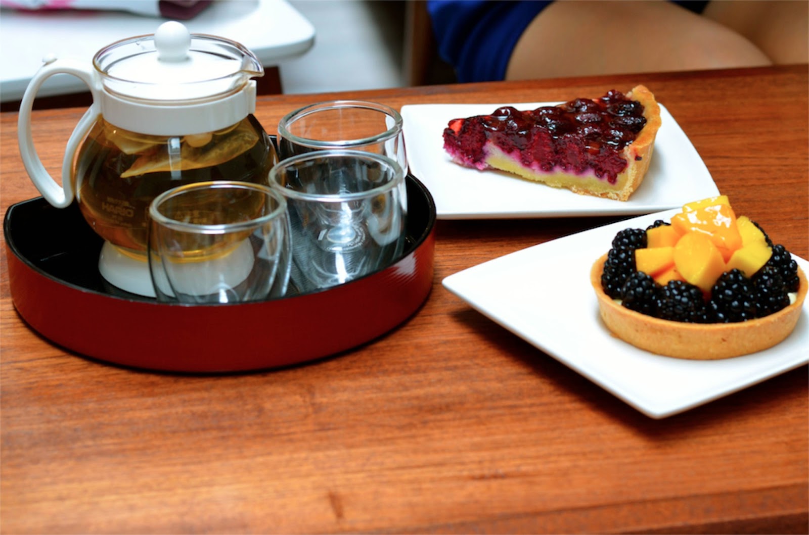 Chloe WL: Drips Bakery Cafe & Forty Hands Coffee