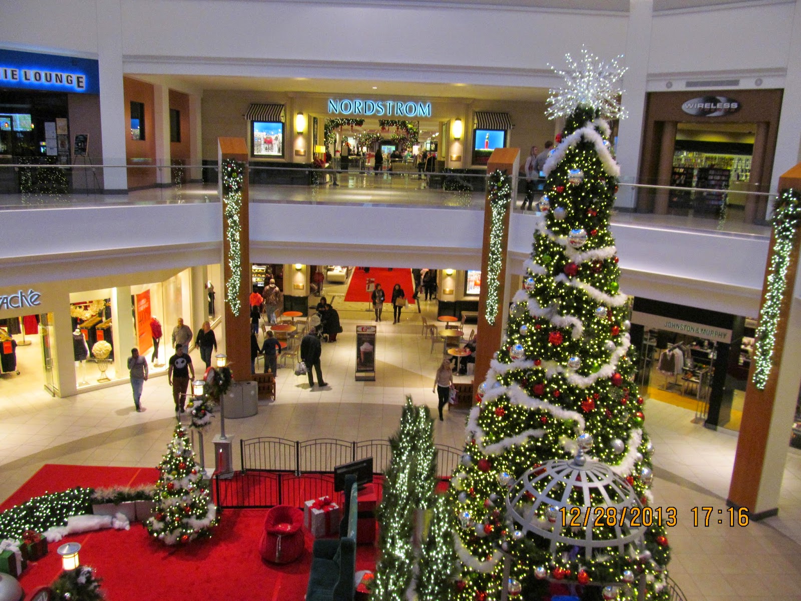 Trip to the Mall: The Fashion Mall at Keystone- (Indianapolis, IN)
