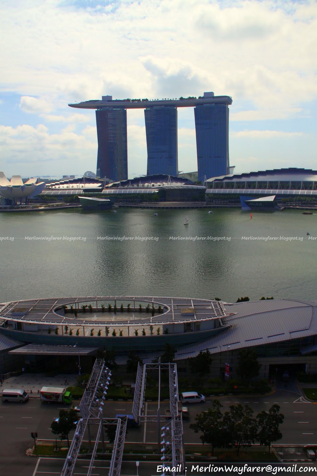 Fullerton Heritage - Fullerton Lighthouse ~ Merlion Wayfarer's Walking ...