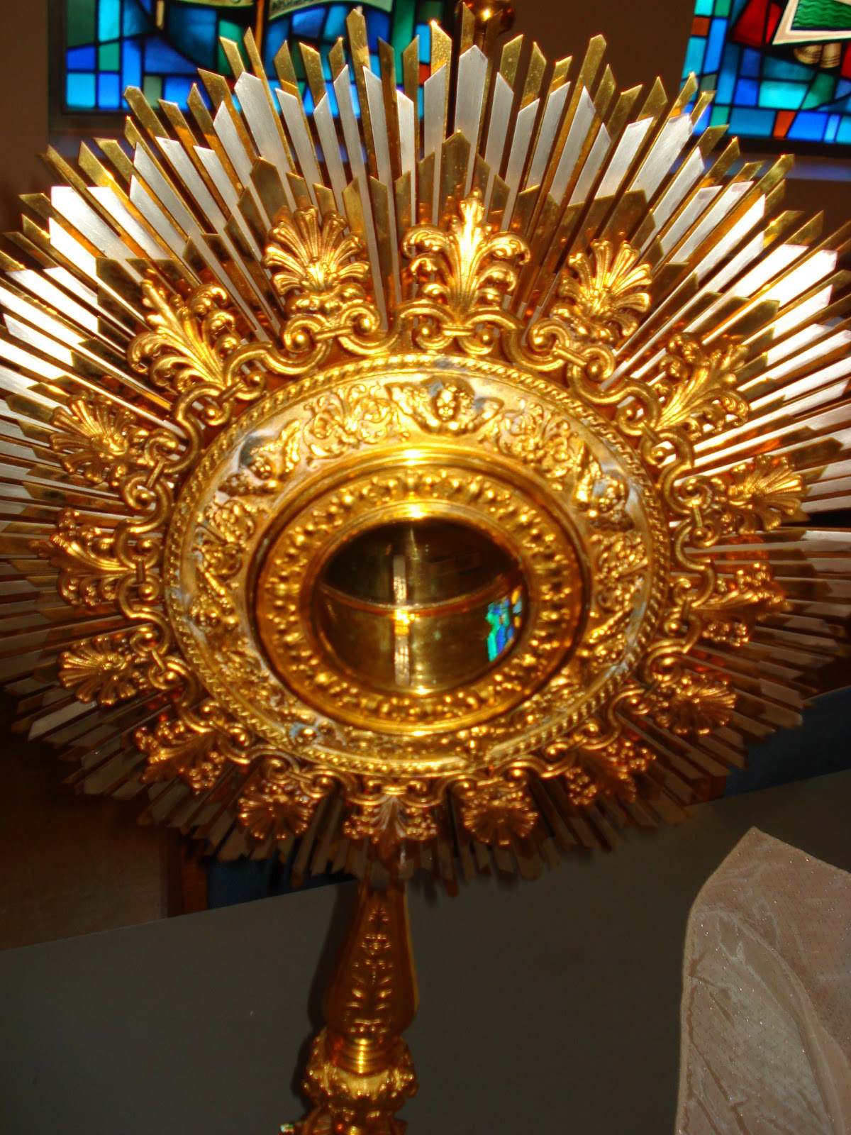 ADAM'S ALE: FRIDAY POTPOURRI: A MONSTRANCITY