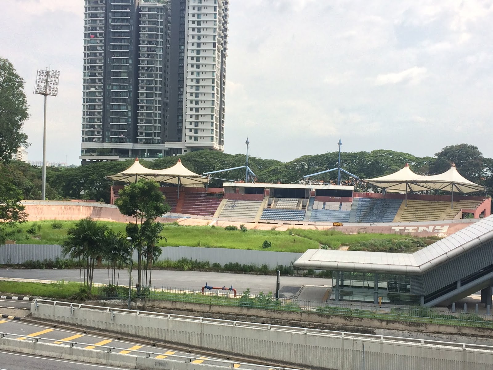 Kuala Lumpur Walk Pics : Kuala Lumpur: MRT Taman Pertama Station