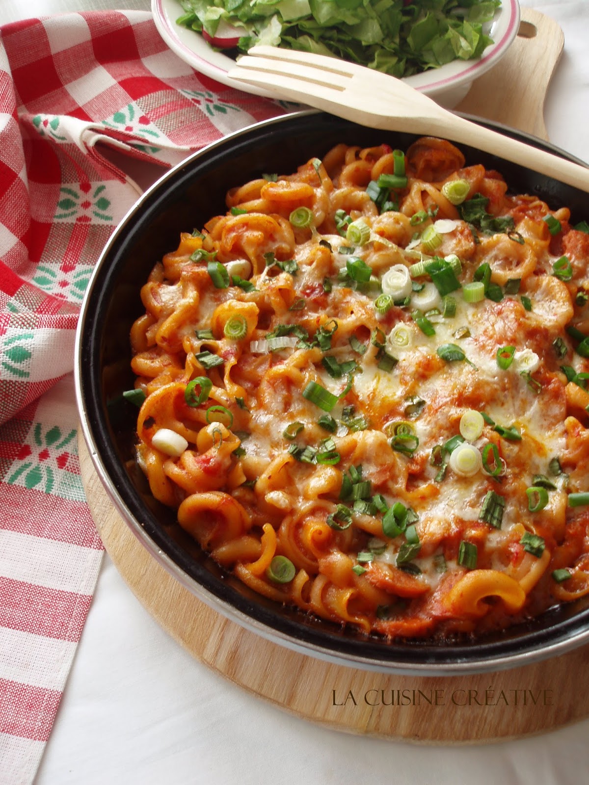 La cuisine creative: Pikantna testenina sa kobasicama