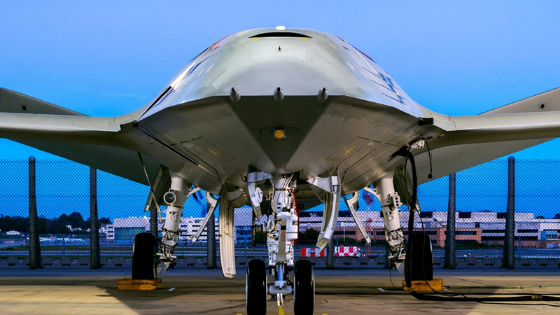 desarrollo defensa y tecnologia belica: Boeing presenta un dron militar ... desarrollo defensa y tecnologia belica: Boeing presenta un dron militar ...