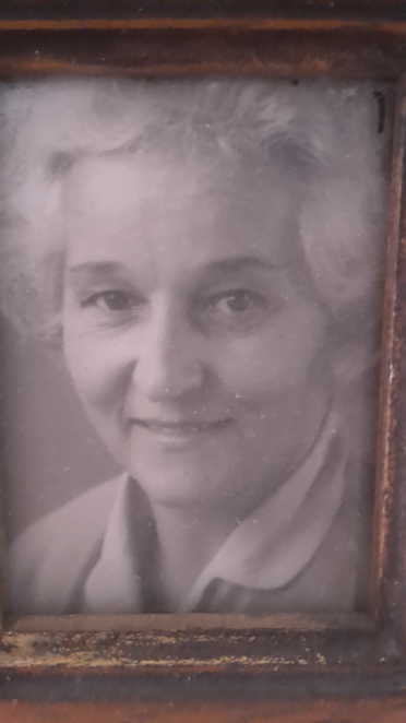 Drinking with Ghosts: African writer Michael Schmidt's works: Belgium's ...