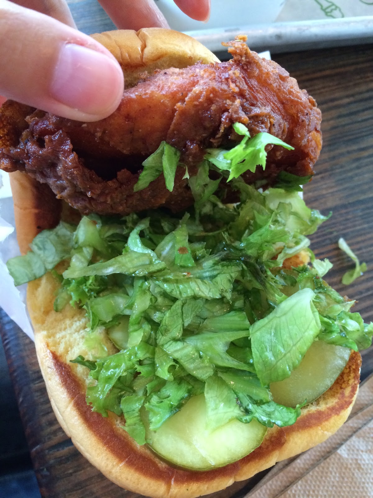 ChickenShack From Shake Shack / シェイクシャックのチキンシャック ~ I'm Made of Sugar ...