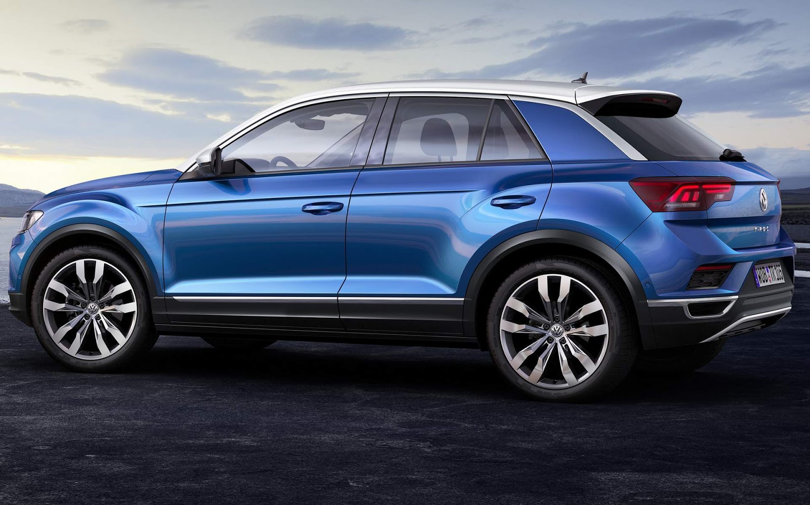 Volkswagen T-ROC: fotos, vídeo e detalhes do Golf SUV