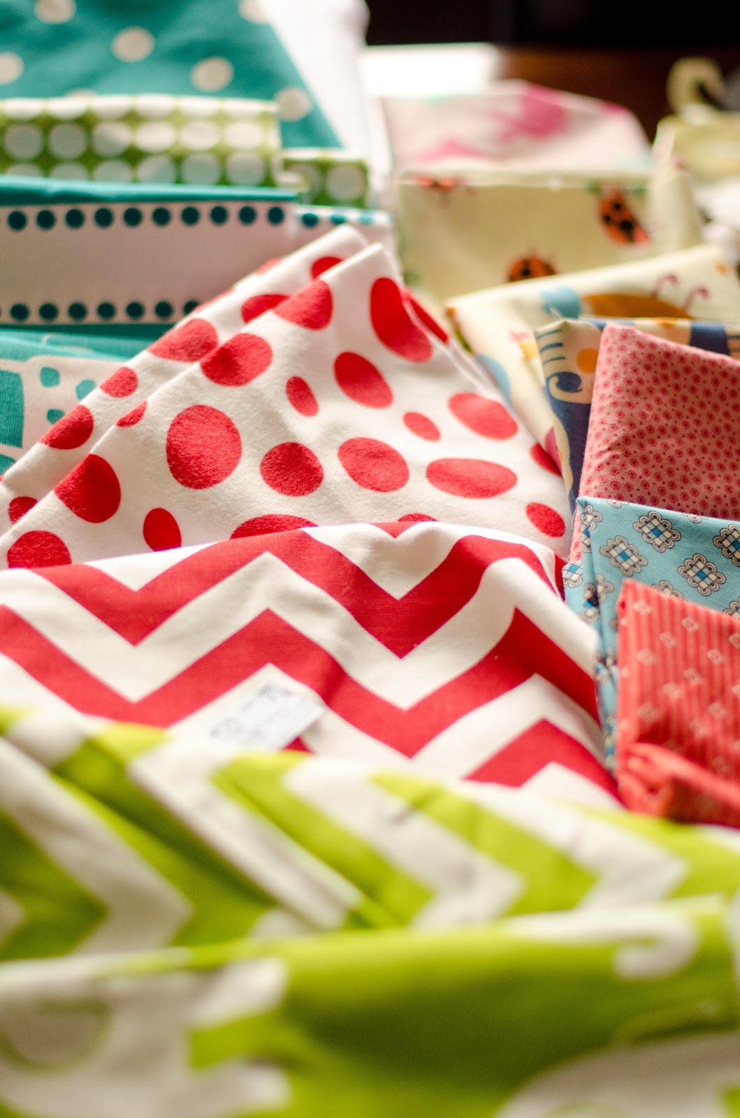 Skip to my Loo: Pretty Fabrics