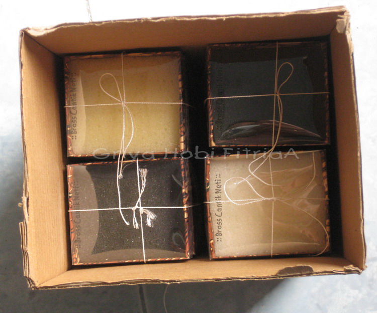 Griya Hobi FitriaA: box kemasan batik