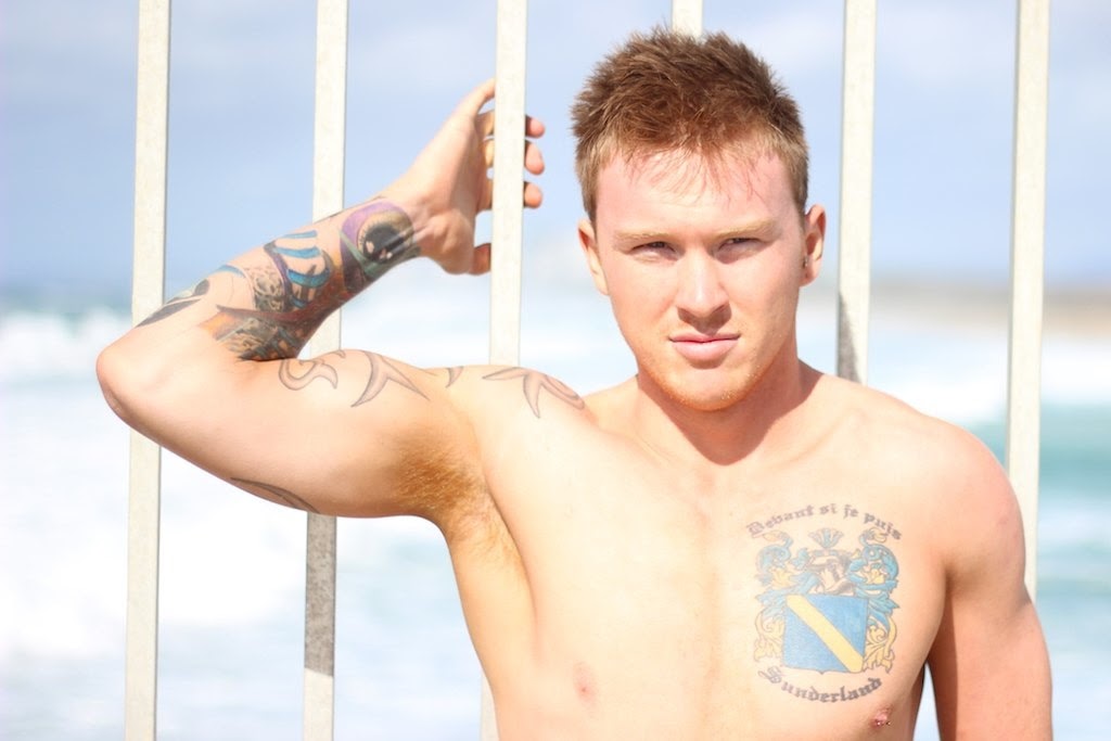 Favorite Hunks & Other Things: Friday, October 28, 2016