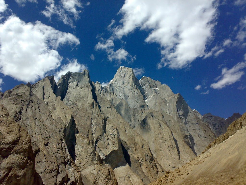 Tour Pakistan: BEAUTIFUL SALTORO VALLEY near (Goma) IN NORTHERN AREAS ...