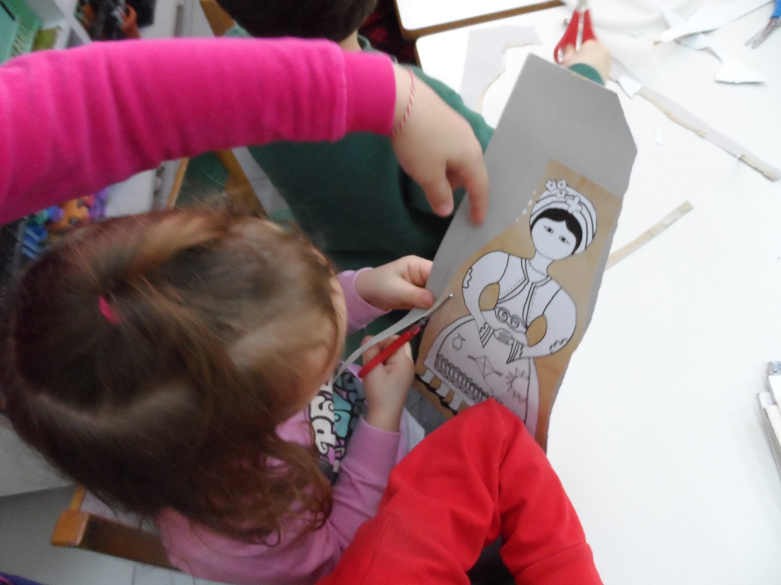 14o Νηπιαγωγείο Νίκαιας: Η ΚΥΡΑ ΣΑΡΑΚΟΣΤΗ