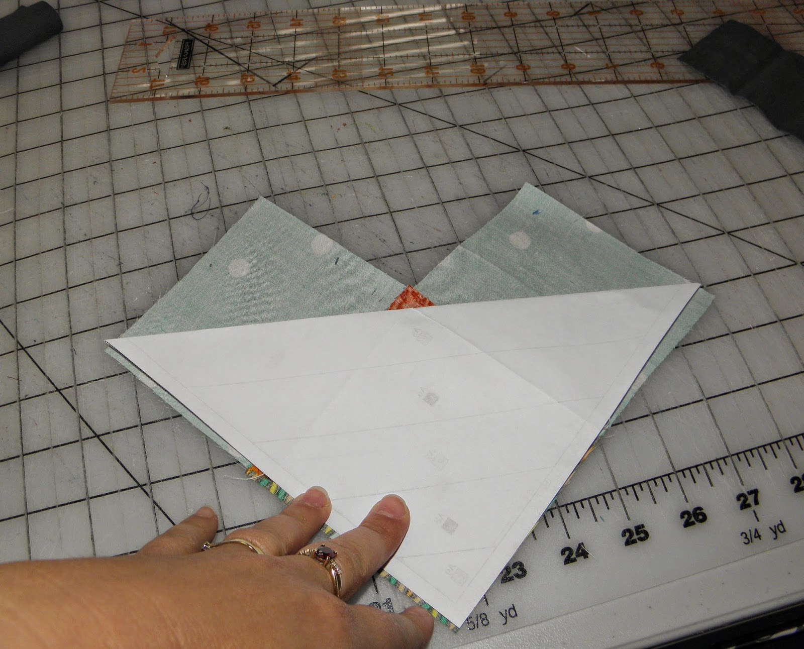 Adventurous Quilter: How to sew a foundation paper pieced block