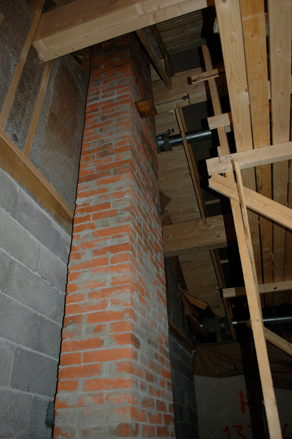 Ängagård: Skorsten