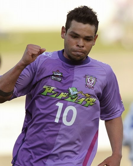 Revista Futebolista: O que é feito de… Kerlon