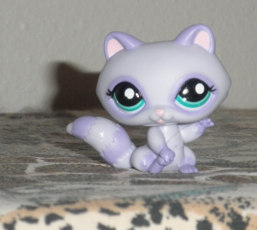 Collectomania: LPS Raccoons