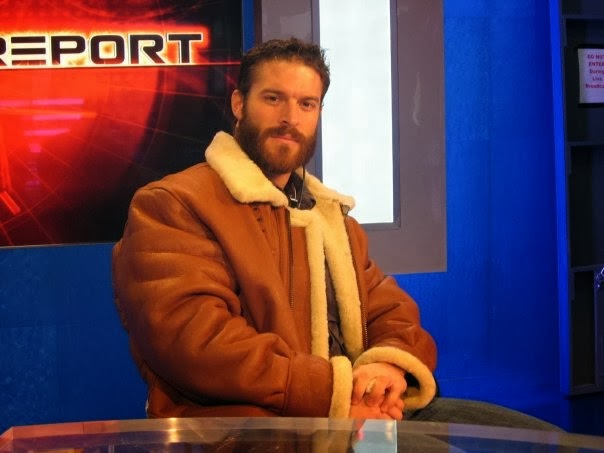 kenneth in the (212): Lights, Cameraman, Action