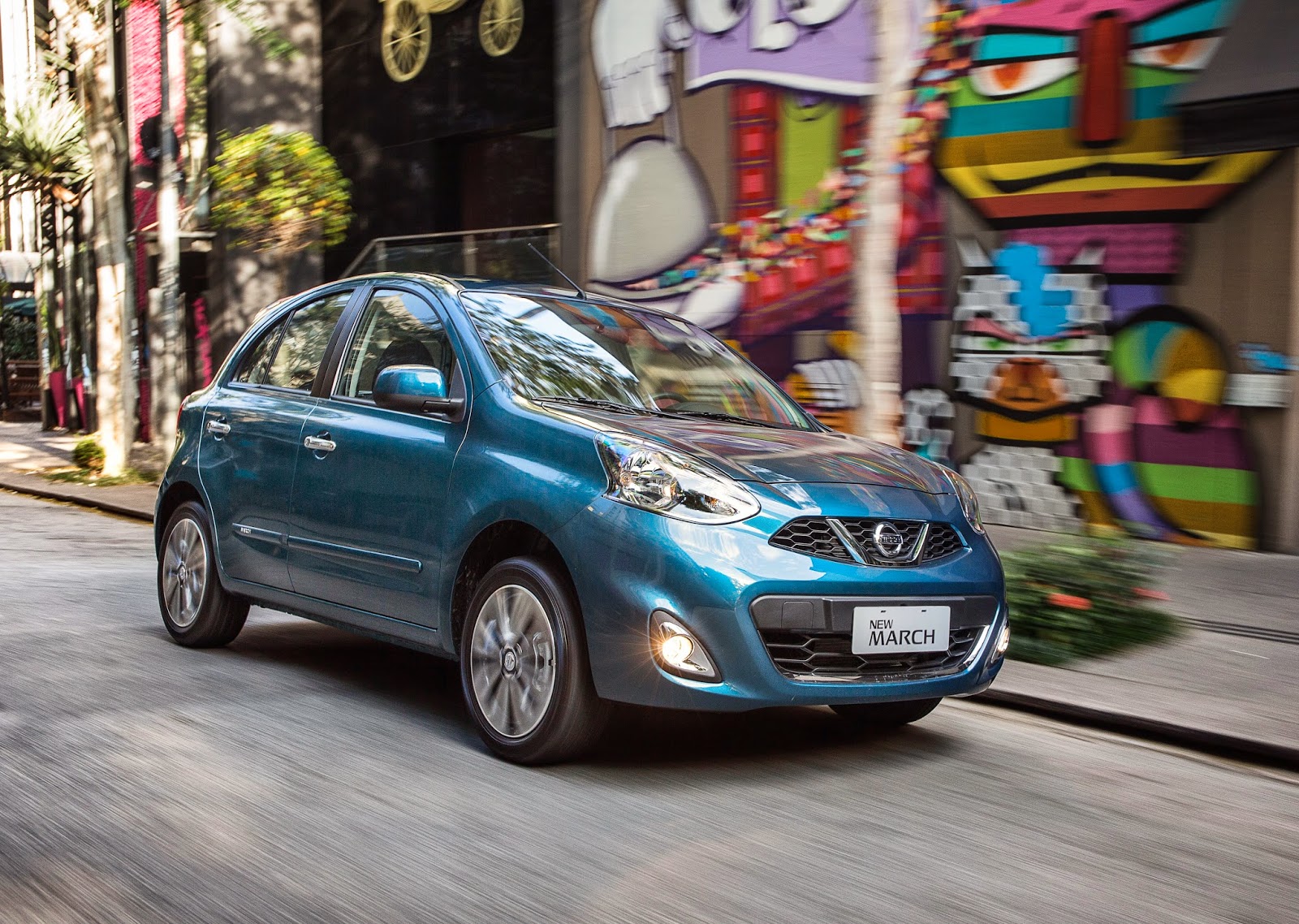 ConcettoMotors: Compacto March ganha frente com novo desenho