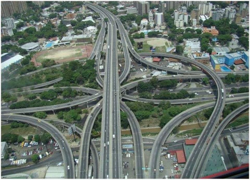 DEFINICION, ELEMENTOS Y MODELOS DE UNA ESTRUCTURA URBANA
