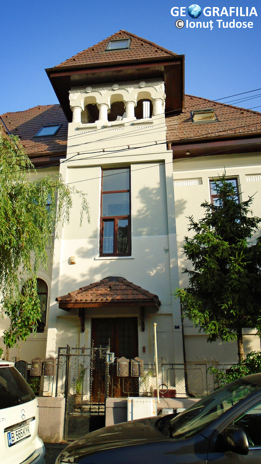 GEOGRAFILIA: Clădiri bucureștene în stil neoromânesc