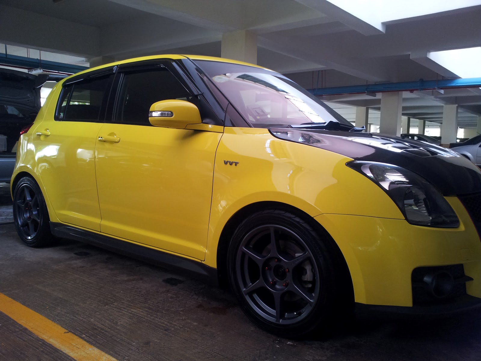DUALPRO: Yellow Swift Sport