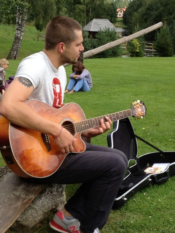 EUROVISION ADDICT: Andrius Pojavis wants to tell you something